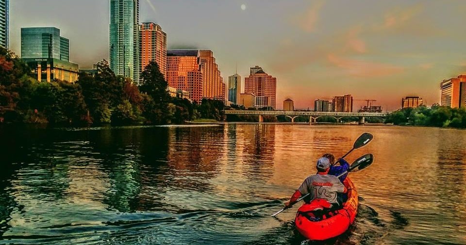 Sunset Skyline Tour - Austin Sightseeing | Austin Paddle Shack